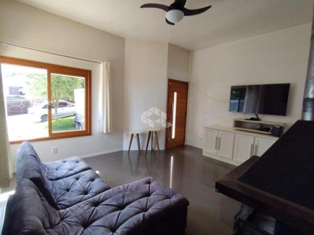 Excelente casa de 3 dormitórios próximo ao Parque da Cruz!