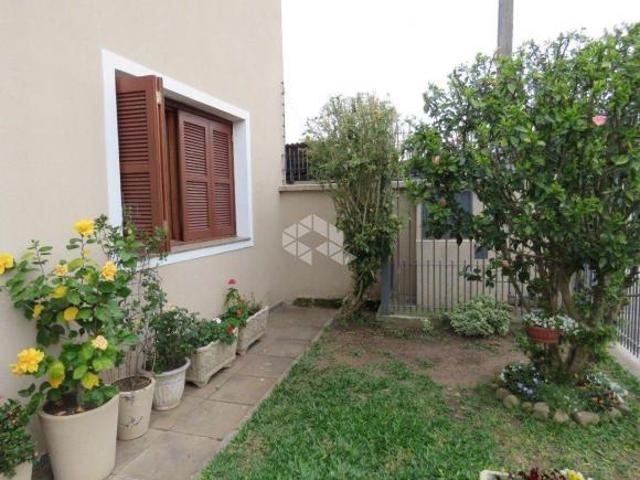 Excelente Casa de 3 dormitórios, suíte, 2 sacadas, sobrado, 4 vagas, jardim e espaço gourmet