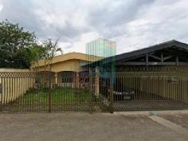 Excelente casa de 3 dormitórios, sendo 1 suíte, em ótima localização na Vila Brasília São Carlos imóveis
