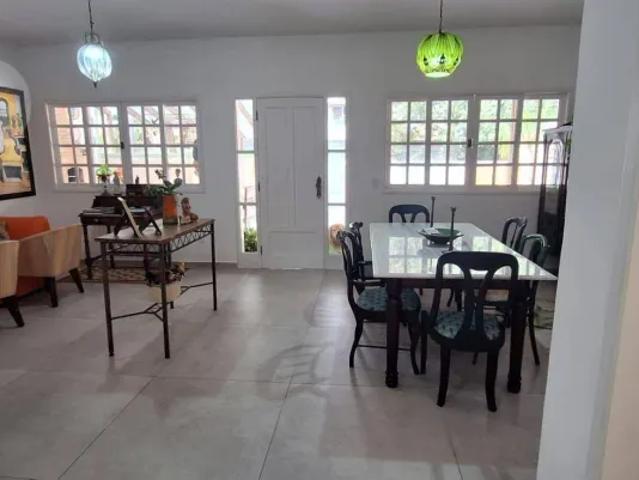 Excelente casa de 3 quartos, sendo 1 suíte em Pendotiba, Niterói!