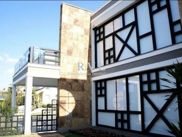 Excelente casa de alto padrão à venda em condomínio fechado em Atibaia SP