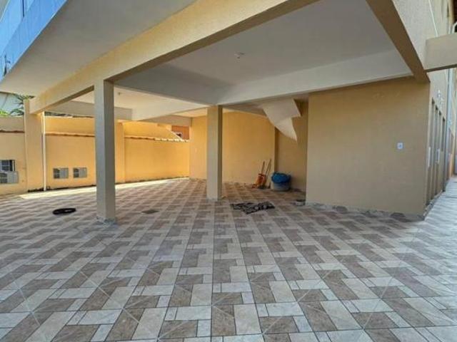 Excelente casa de condomínio térrea com 02 dormitórios, 01 vaga de garagem coletiva e quintal privat