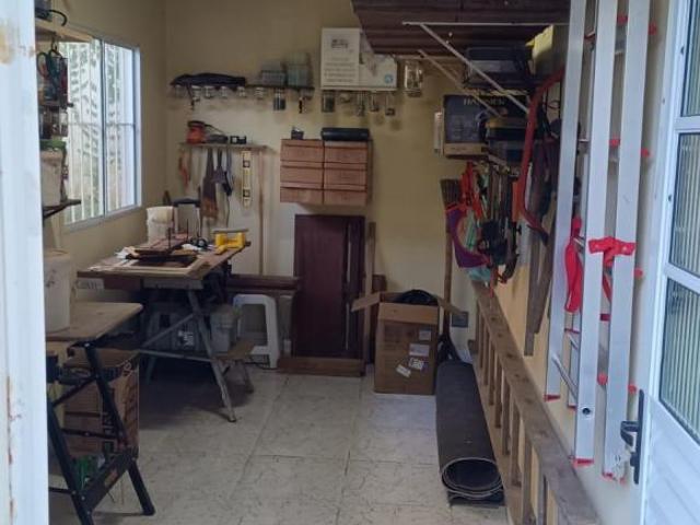 Excelente casa de dois pavimentos