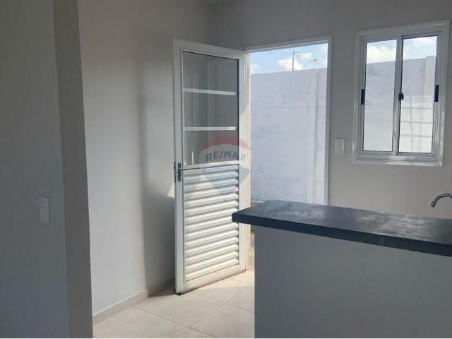 Excelente casa de esquina disponível para locação no Jardim Nova Metropolitana, em Salto de Pirapora!
