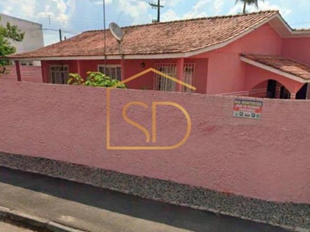 Excelente casa de esquina 3 quartos em São José dos Pinhais, bairro Quissisana