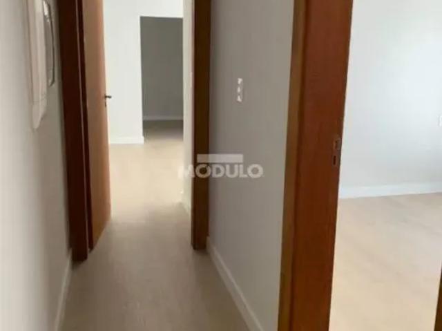 Excelente Casa de Luxo em Condominio Arts, 3 suites, espaço gourmet com piscina