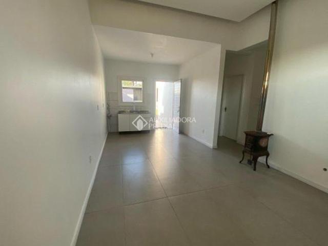Excelente casa desocupada no Bairro São José, próximo a RS 239 e Campo Bom