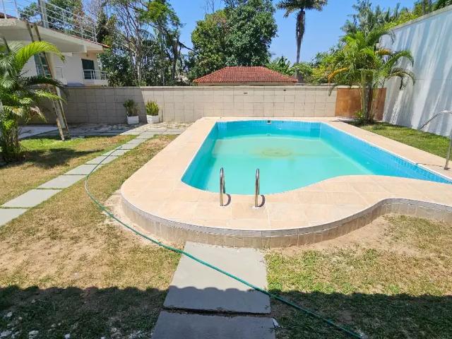 Excelente casa disponível para locaçãop no CONDOMÍNIO ITAPURANGA III