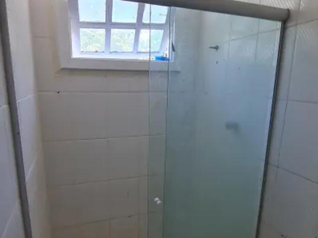 Excelente casa Duplex 5 suítes, terreno amplo com lagoa, Busca Vida, Camaçari, BA