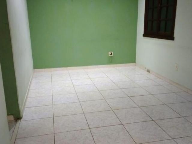 Excelente Casa duplex e 02 barracões no São Benedito em Santa Luzia