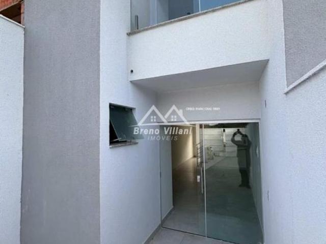 Excelente casa duplex moderna com ótimo padrão de acabamento!