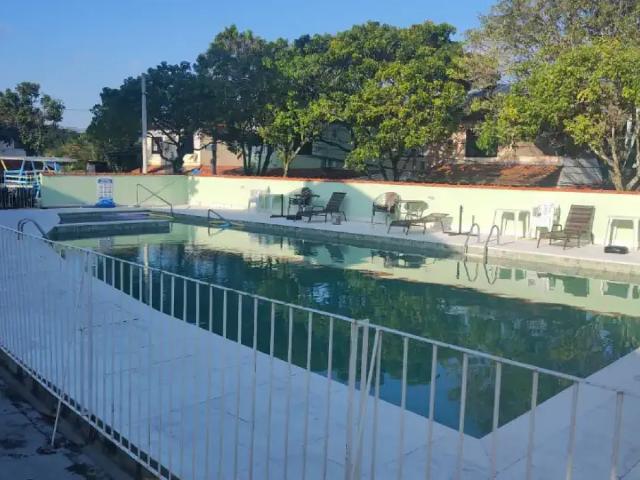 Excelente casa em um dos melhores condomínios de campo grande Seu novo lar espera por você no Vivendas do Moinho! Imagine viver em uma casa duplex encantadora, localizada em um dos condomínios mais