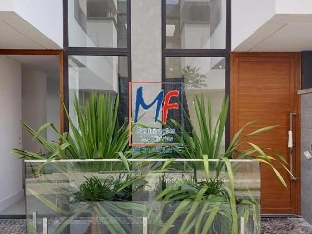 Excelente casa em condomínio no Broonklin, com 1.500m² de área de terreno e 430 m²a.c com 4 suítes