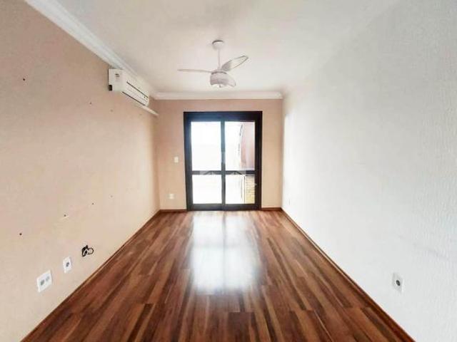 EXCELENTE CASA EM CONDOMÍNIO À VENDA, COM 2 DORMITÓRIOS E 1 VAGA DE GARAGEM, NO BAIRRO CAMAQUÂ