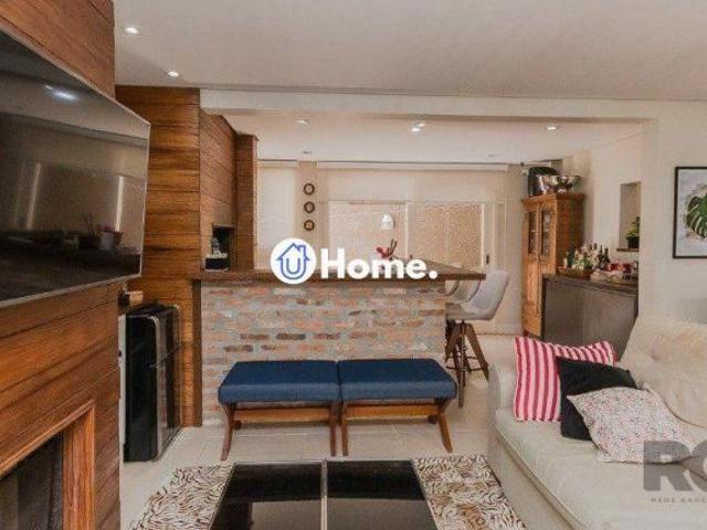 Excelente casa em condomínio de 249m² com 03 dormitórios e 4 vagas