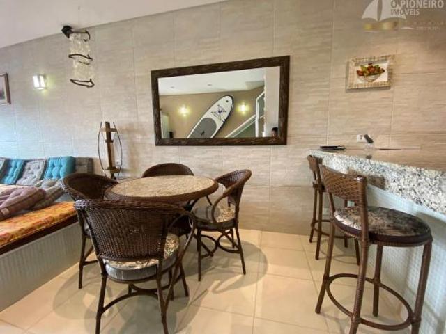 Excelente casa em condomínio disponível para venda e locação