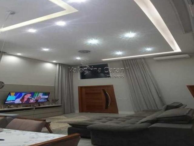 Excelente Casa em condomínio em Taubaté SP