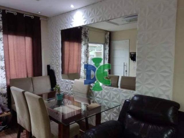 Excelente Casa em Condomínio Fechado