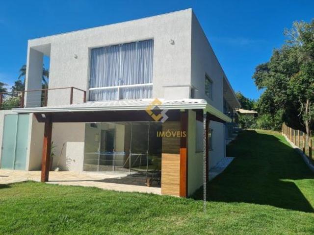 EXCELENTE CASA EM CONDOMINIO FECHADO a 8Km L.SANTA