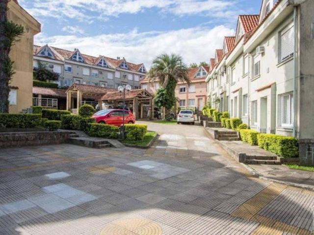 Excelente casa em condomínio fechado Bairro Cristal