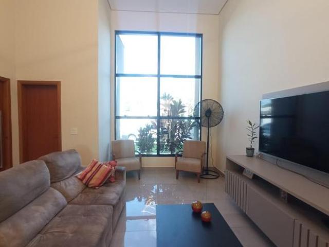 Excelente casa em condomínio fechado em Ribeirão Preto