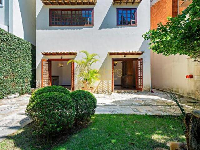EXCELENTE CASA EM CONDOMÍNIO FECHADO NA VILA ANDRADE, PRÓXIMO DO PANAMBY E MARGINAIS DE PINHEIROS