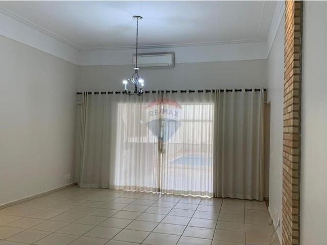 Excelente casa em Condomínio Fechado para locação em Indaiatuba SP