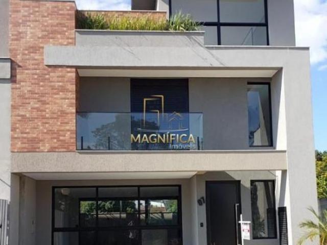 Excelente casa em condomínio fechado, próximo ao P