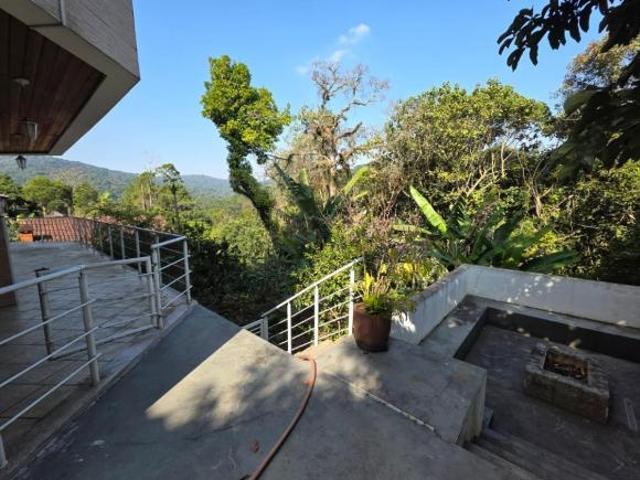Deslumbrante casa em condomínio para venda com 4 quartos, sendo 2 suítes, 251m² remaxjoy#O0SWS