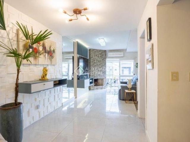 Excelente casa em condominio! Segurança e qualidade de vida!