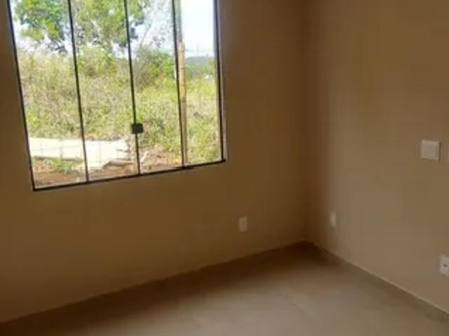 Excelente casa em frente ao ipe amarelo