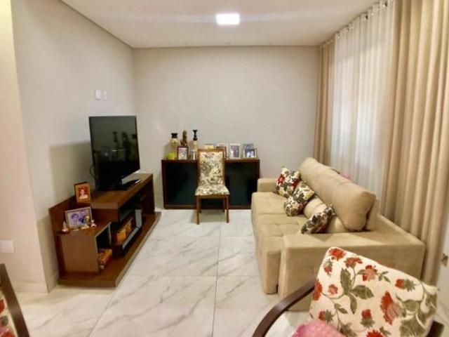 EXCELENTE CASA EM LOTE DE 360 METROS NA MELHOR LOCALIZAÃ?Ã?O DO BAIRRO RIACHO DAS PEDRAS EM CONTAGEM
