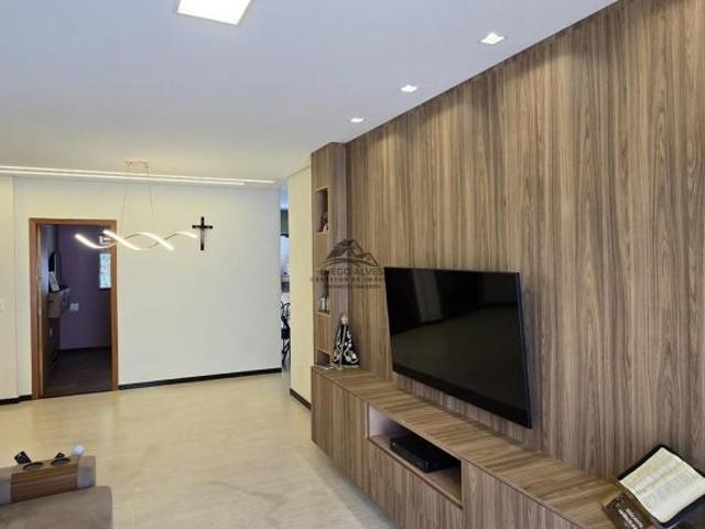 EXCELENTE CASA EM LOTE 360M² COM 3 QUARTOS 2 VAGAS, BAIRRO SANTA LUCIA, BETIM