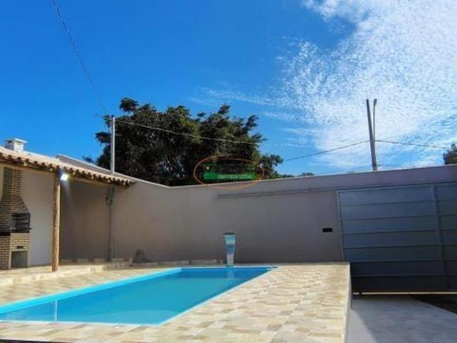Excelente casa em Mateus Leme!