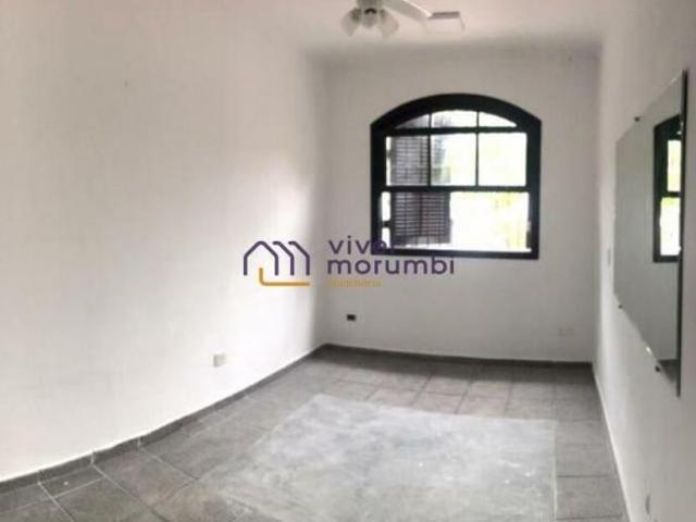 Excelente casa em rua tranquila, próxima a todo comércio do Portal do Morumbi