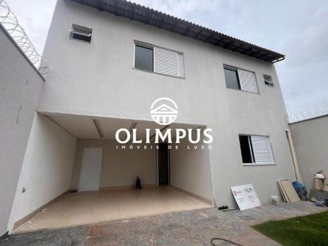 Excelente casa estilo sobrado disponível para venda no bairro Vigilato Pereira