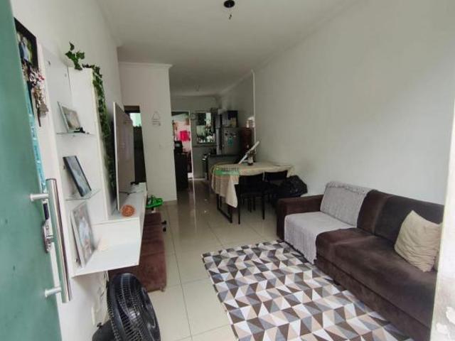 Excelente casa geminada à venda no bairro Xangri Lá, Contagem!