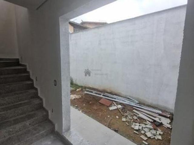 EXCELENTE CASA GEMINADA ALTO PADRAO 3 QUARTOS EM CONTAGEM
