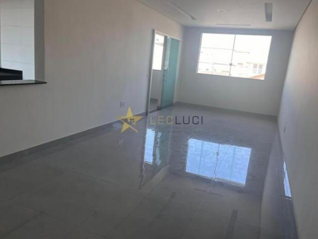 EXCELENTE CASA GEMINADA NO BAIRRO NITERÓI