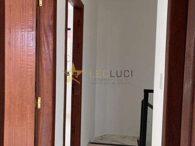 EXCELENTE CASA GEMINADA NO BAIRRO NITERÓI