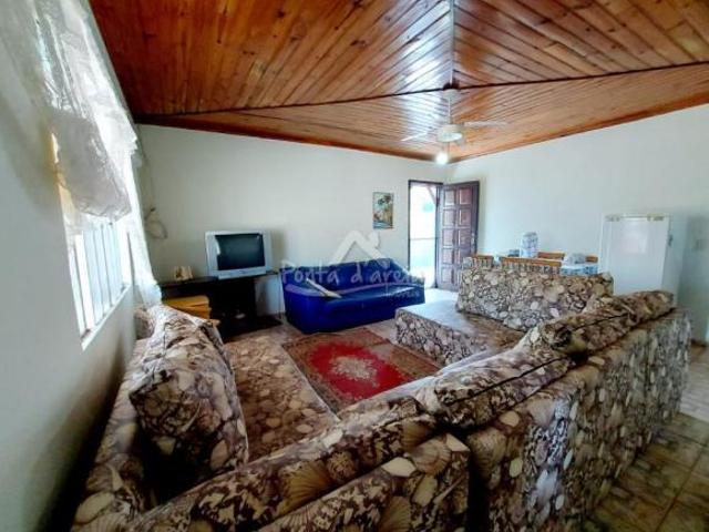 EXCELENTE CASA ITATIAIA