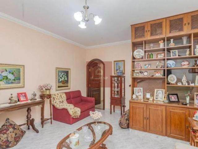 Excelente Casa na Vila Gumercindo