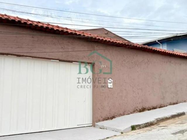 Excelente casa na Zona Oeste de Poços de Caldas MG