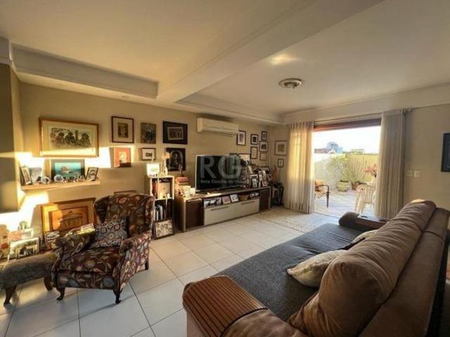 Excelente casa na Chácara das Pedras