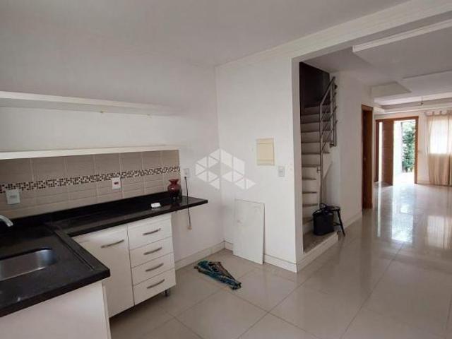 EXCELENTE CASA NA HIPICA