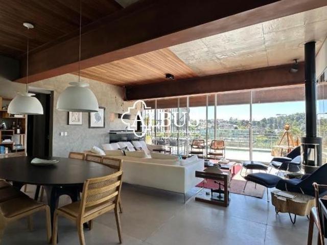 EXCELENTE CASA NA MORADA DOS LAGOS COM 5 SUÍTES BARUERI SP