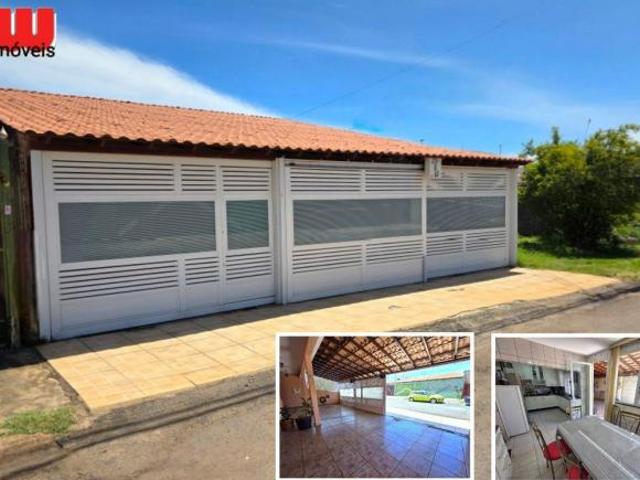 Excelente casa na QNM 38 Casa principal + Casa 2 qts independente.Toda na Laje Garagem 4 carros