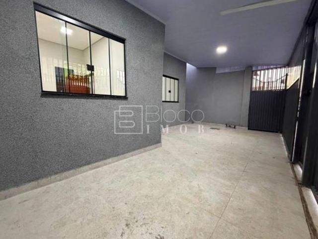 Excelente casa na QS 16 do Riacho Fundo II com 3 quartos sendo 1 suíte