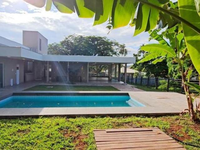 Excelente casa na quadra QL 1 do Lago Norte
