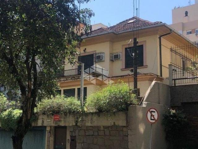 Excelente casa no bairro Auxiliadora